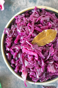 Rotkraut selber machen mit Apfel - Beilage mit frischen Zutaten